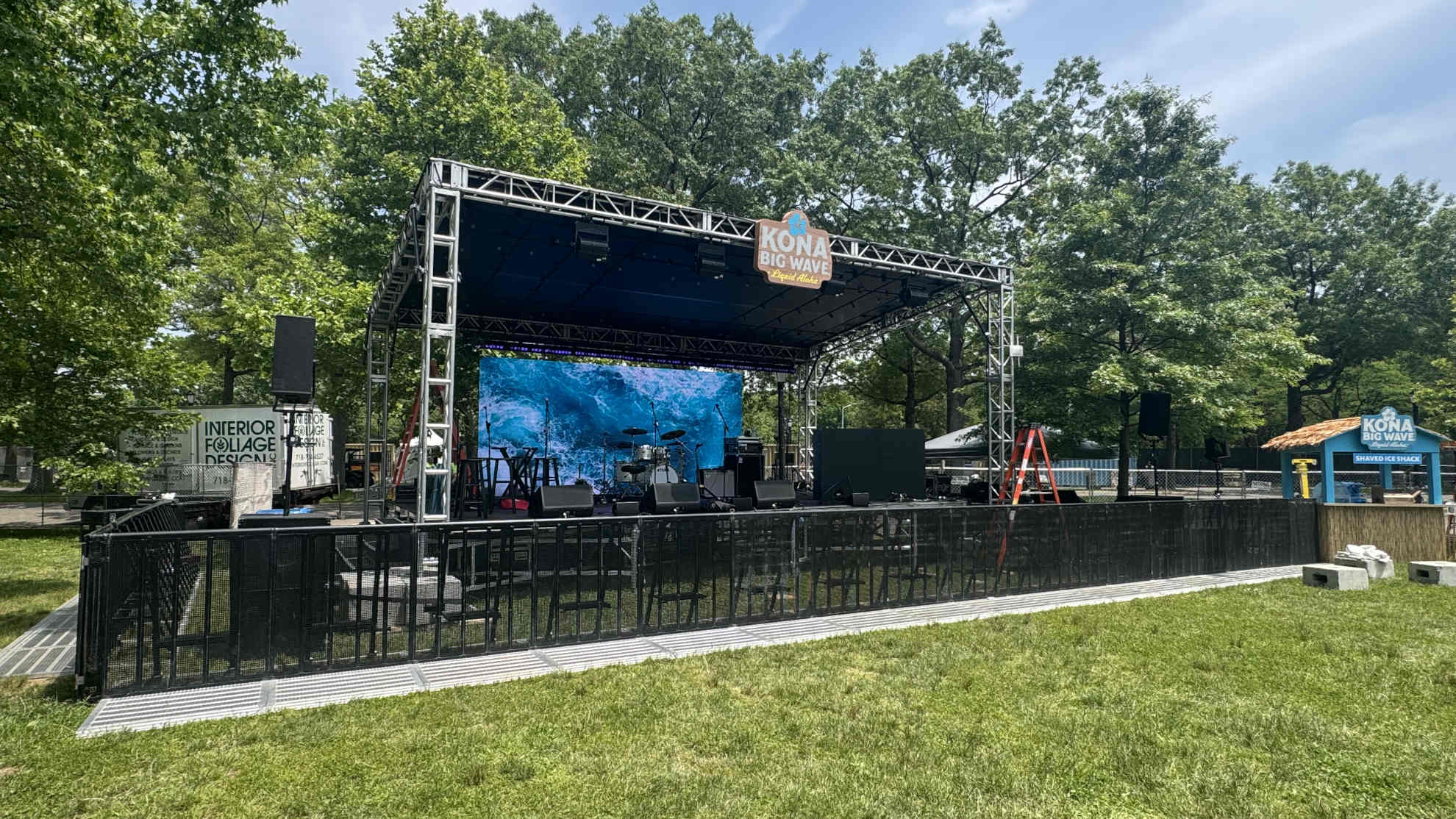 Northeast Event Rentals | Barricades, Flooring & Staging